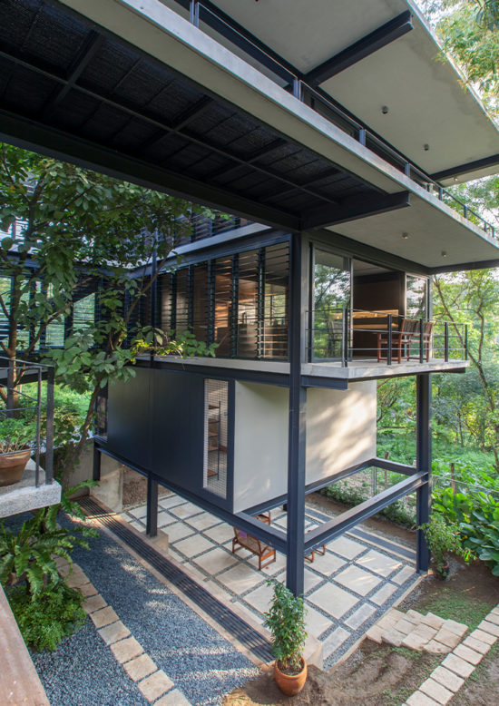 BAAD Studio Creates a Home in Harmony With Nature