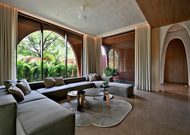 Mirai House Designed for Desert Environments