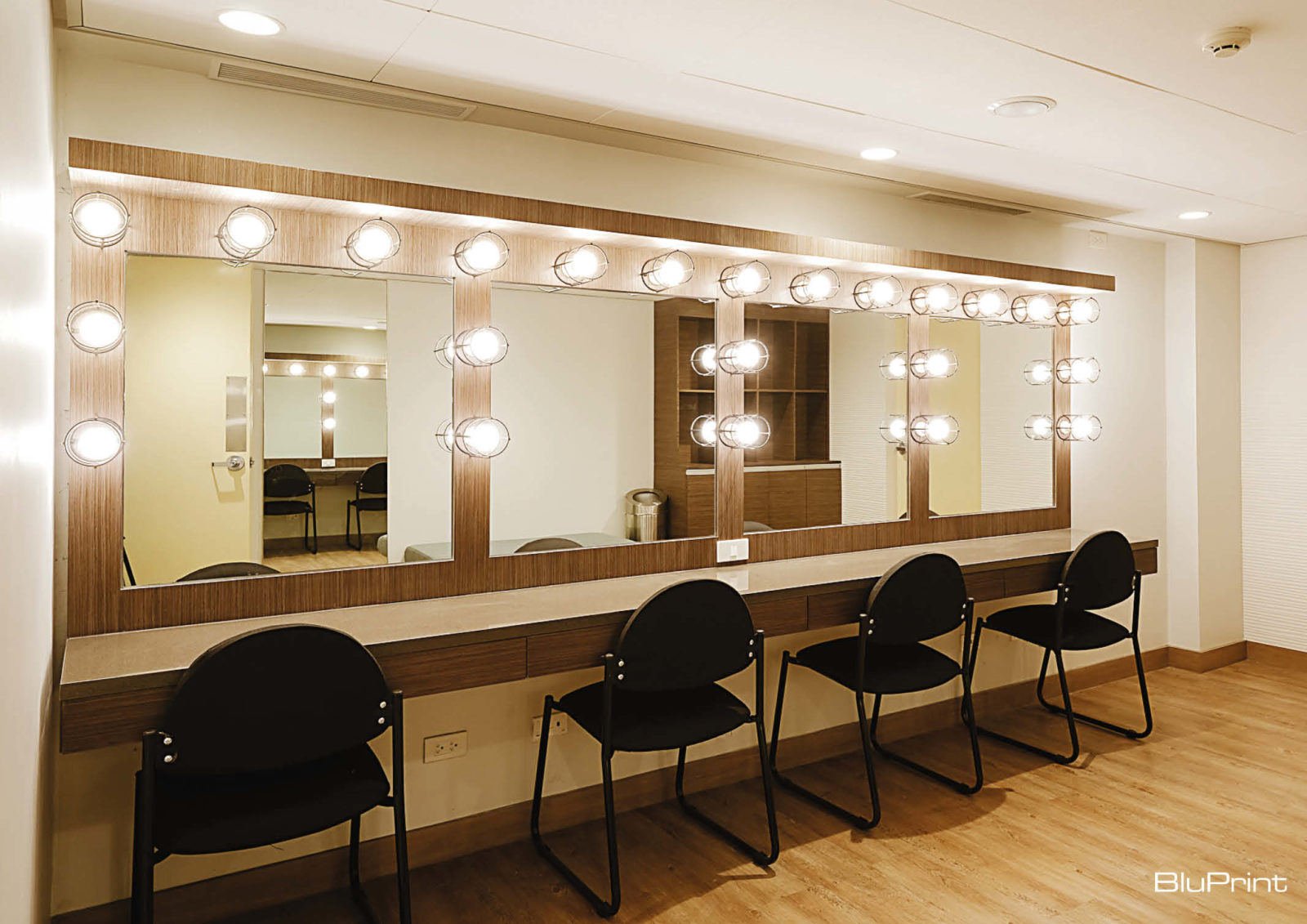 Samsung Performing Arts Theater Is a World Class Stage