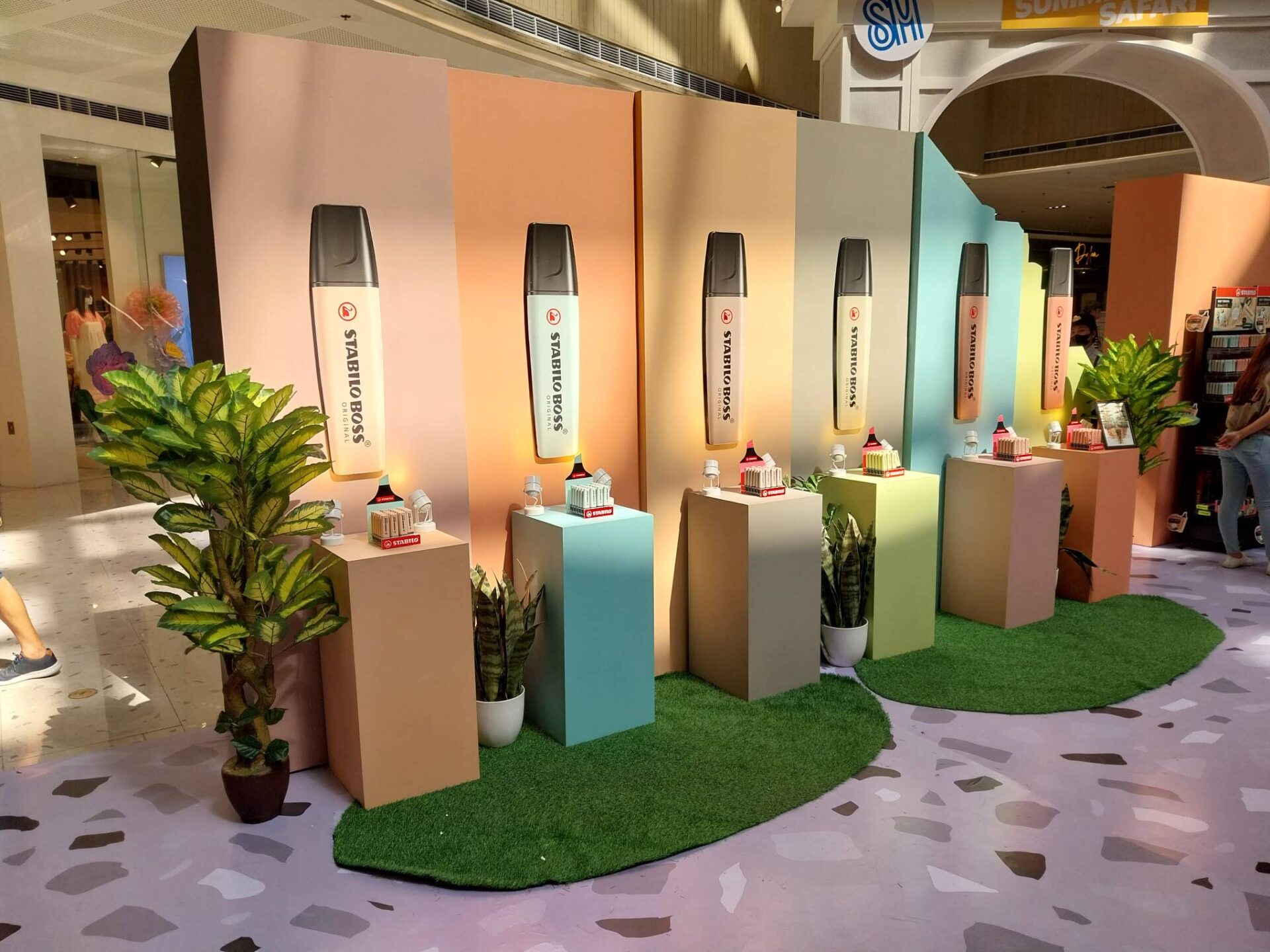 Stabilo Boss Launches Six New Nature-Colored Highlighters