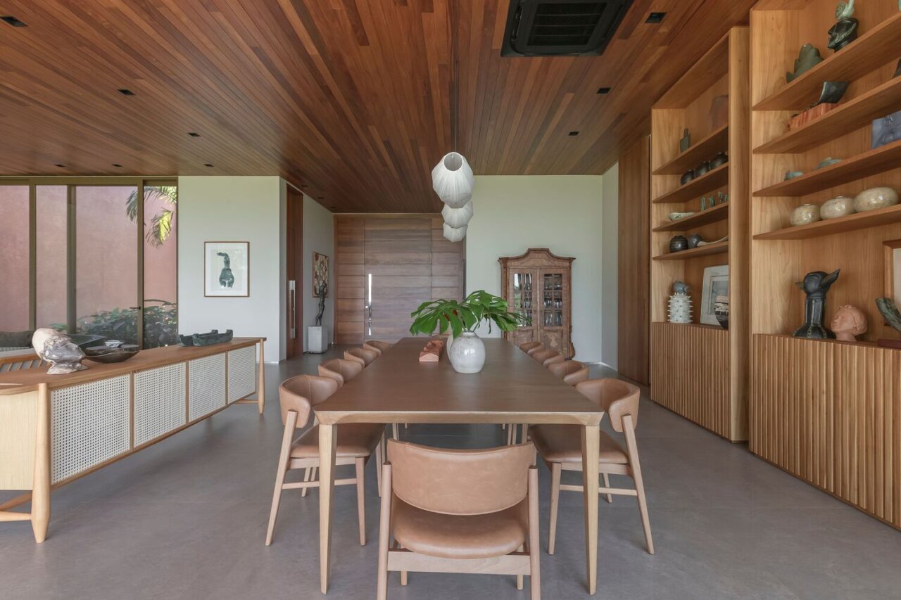 8 Brazilian Homes That Redefine Architectural Beauty