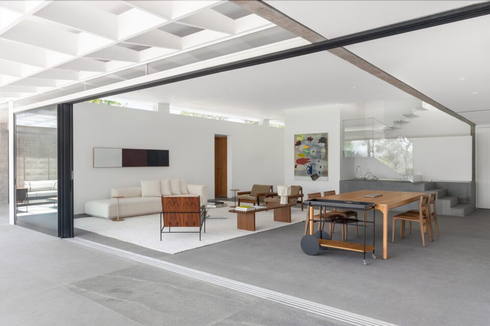 8 Brazilian Homes That Redefine Architectural Beauty