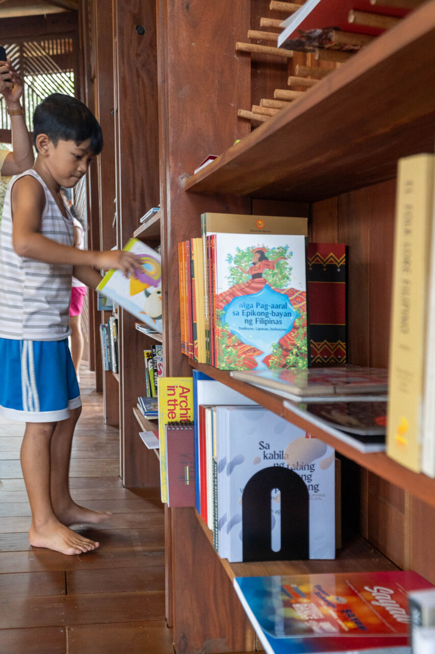 “Structures of Mutual Support” Comes Home to Bulacan