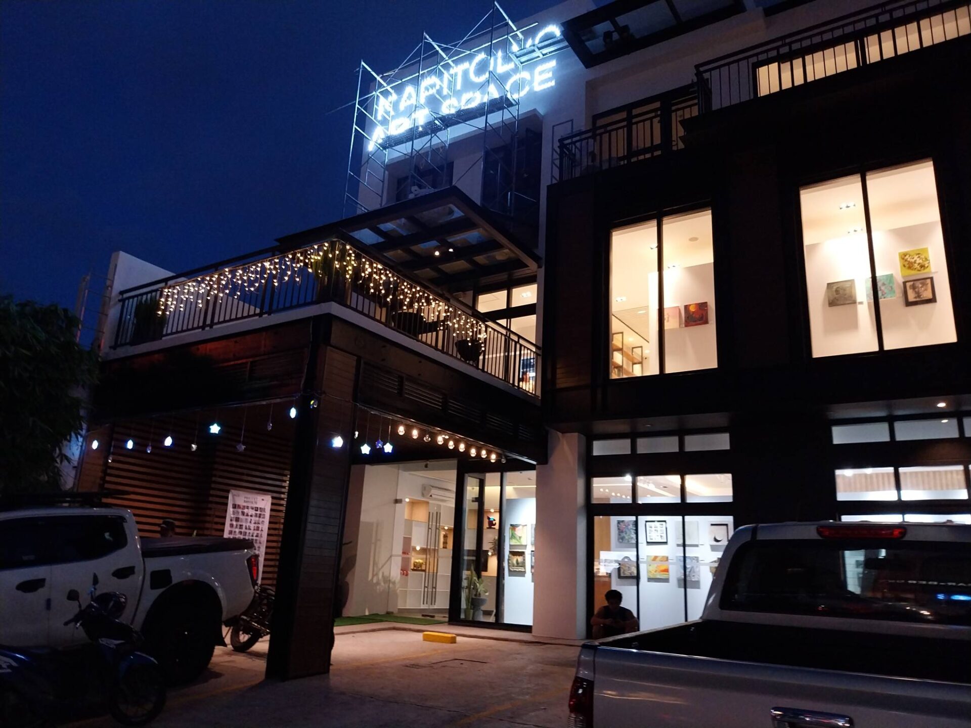 Kapitolyo Art Space Launches With Breast Cancer Benefit