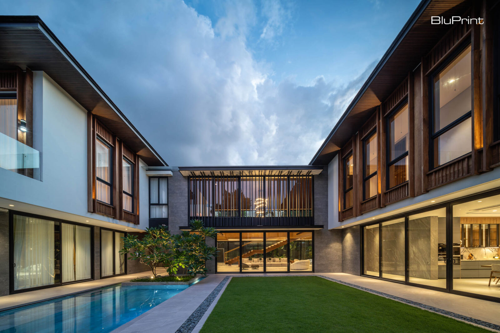 S Residence by Sim Ateliers Embraces Stillness and Simplicity